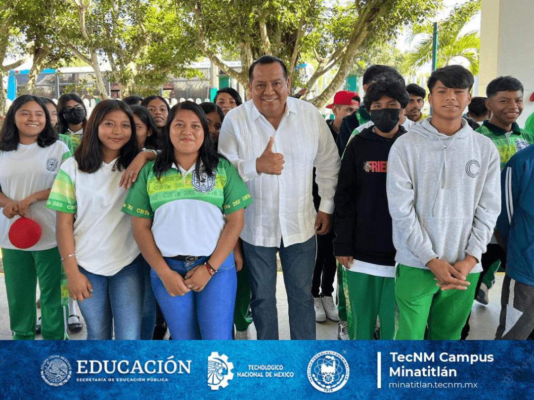 ESCOLTA Y BANDA DE GUERRA DEL TECMINA REALIZAN PRESENTACIÓN EN CBTA No ...
